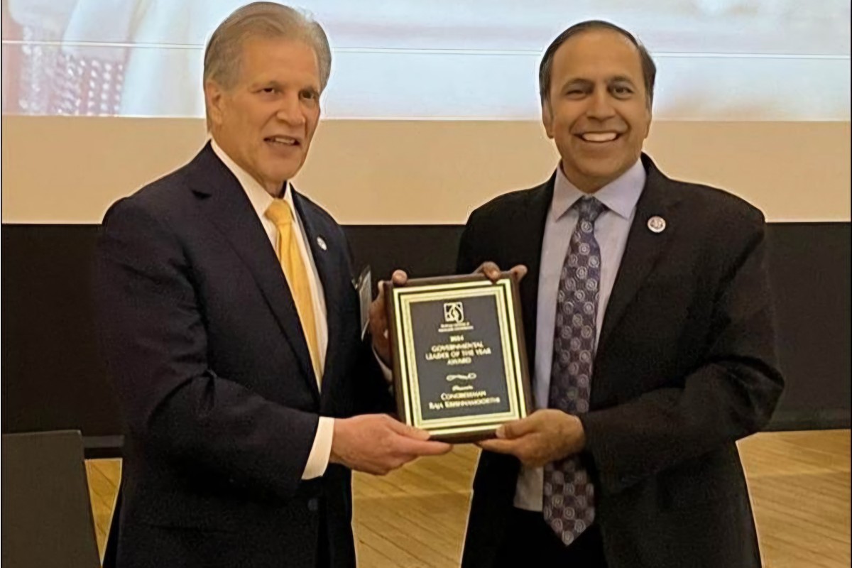 Raja Krishnamoorthi named leader of the year by DMMC