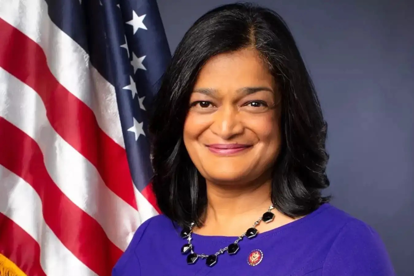 Rep Jayapal moves to ban congressional stock trading